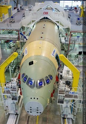 Airbus: l’A350 prend forme